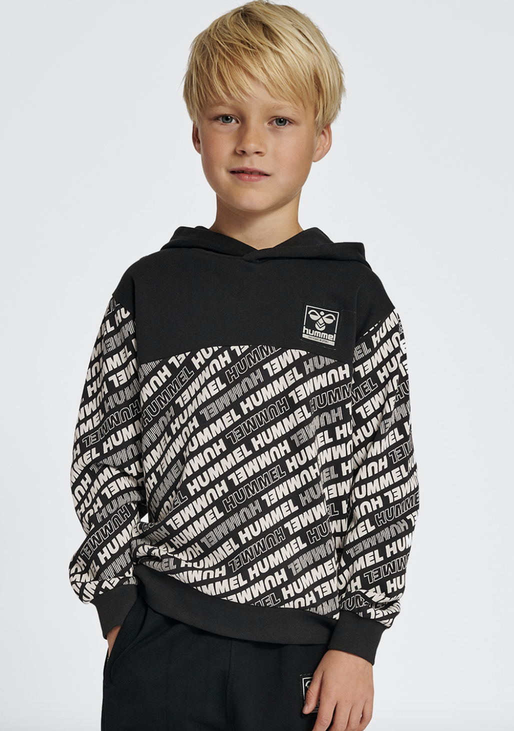 Hummel hettegenser cameron black - Epleskrinet